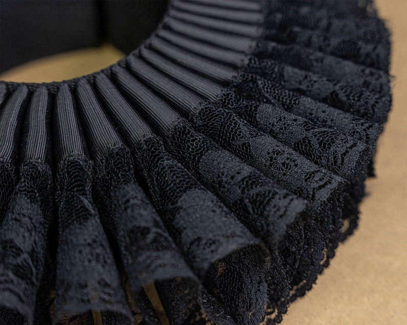 Elizabethan Neck Lace Collar - Black Ruff - Historical Tudor Ruffled ...