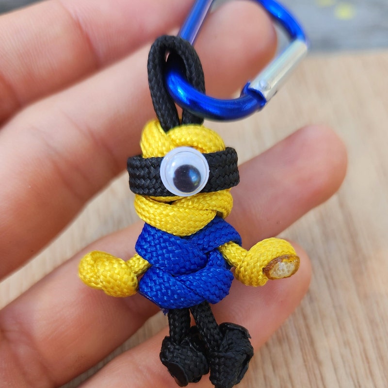 Paracord Buddy - Etsy