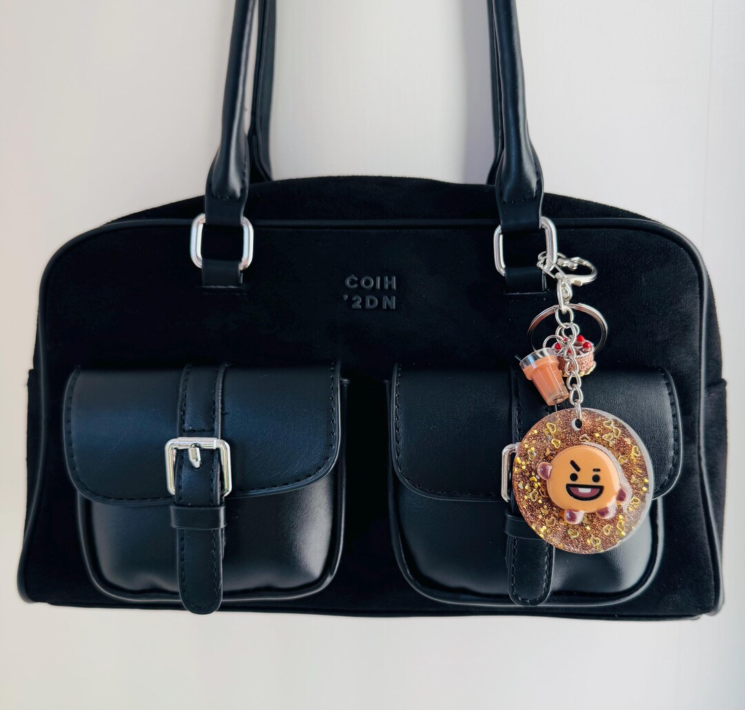 BTS Purse Charm and Keychain. Kpop Theme Acrylic Medallions With BT 21 ...