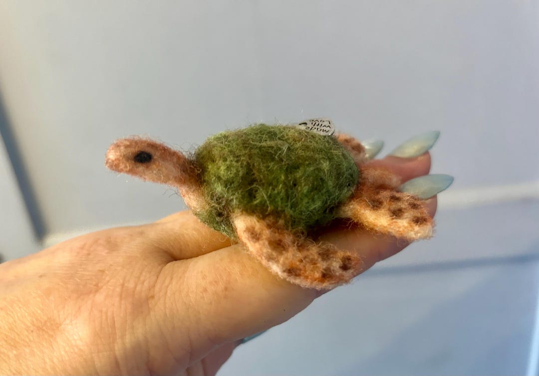Needle Felted Sea Turtle Gift: Miniature Wool Turtle in a Box - Etsy