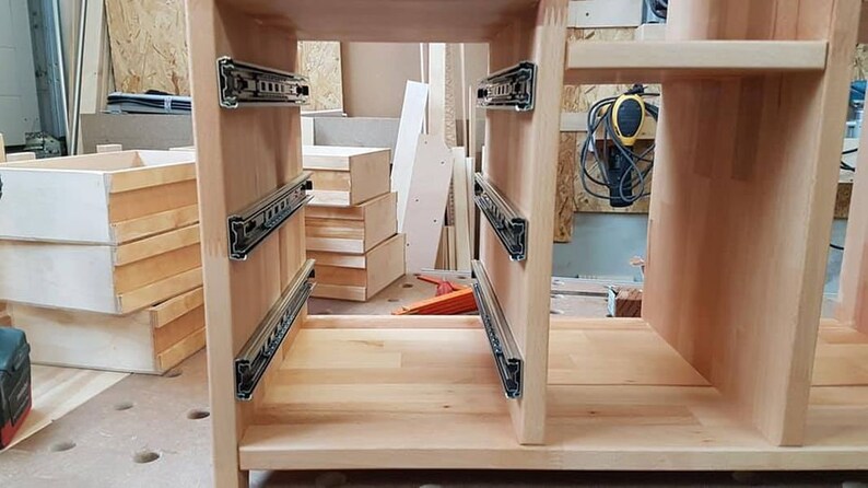 Erstaunlich Schrank Selber Zusammenstellen Bild