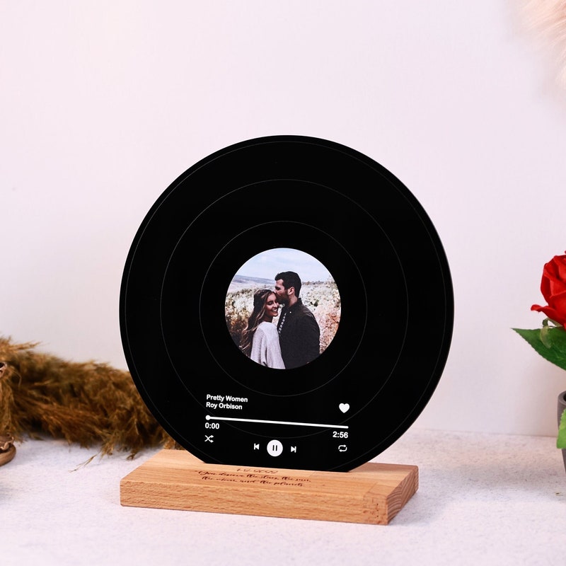 Vinyl Gift - 60+ Gift Ideas for 2025