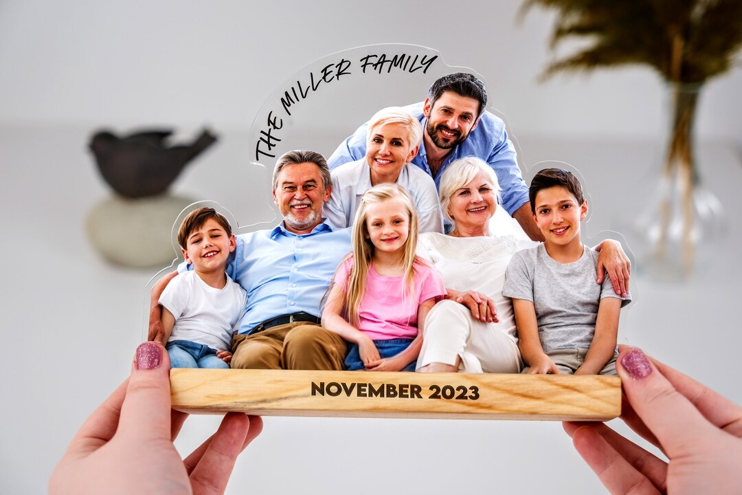 Custom Family Photo Statuette - Custom Family Portrait - Perfect ...