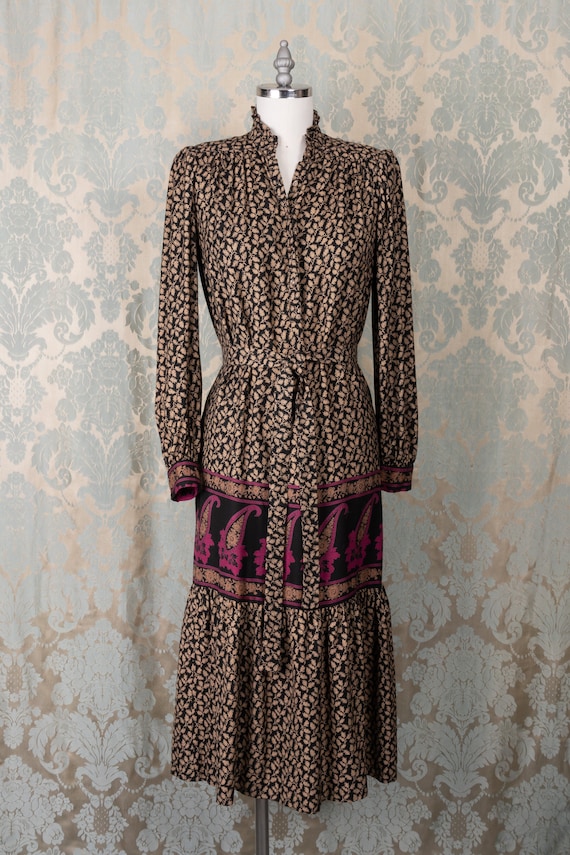 1980s Prairie Leaf/Paisley Print Dress with Standing … - Gem