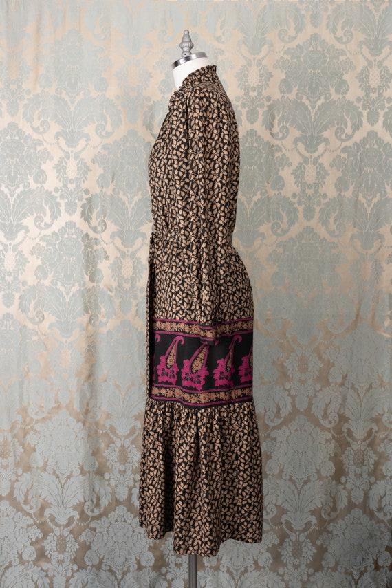 1980s Prairie Leaf/Paisley Print Dress with Standing … - Gem