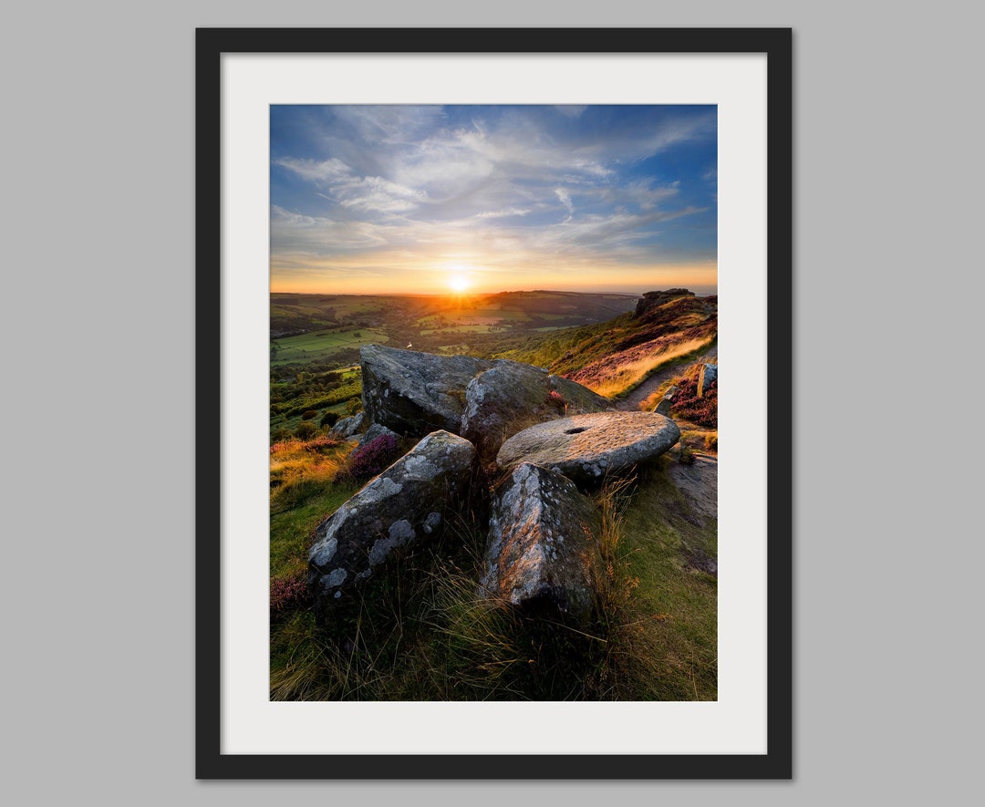 Millstones on Curbar Edge, Peak District Print - Photographic Print ...