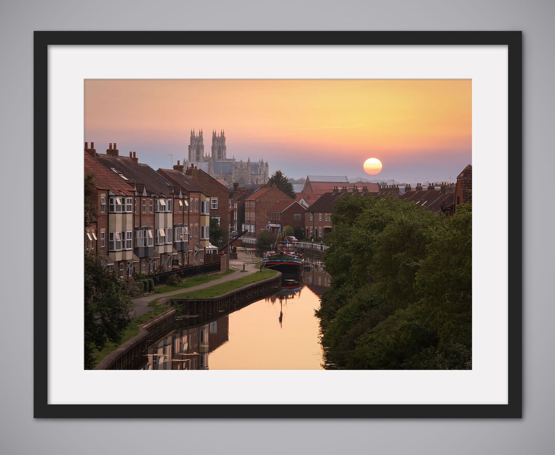 Beverley Minster at Sunset, Beverley Beck, East Yorkshire ...