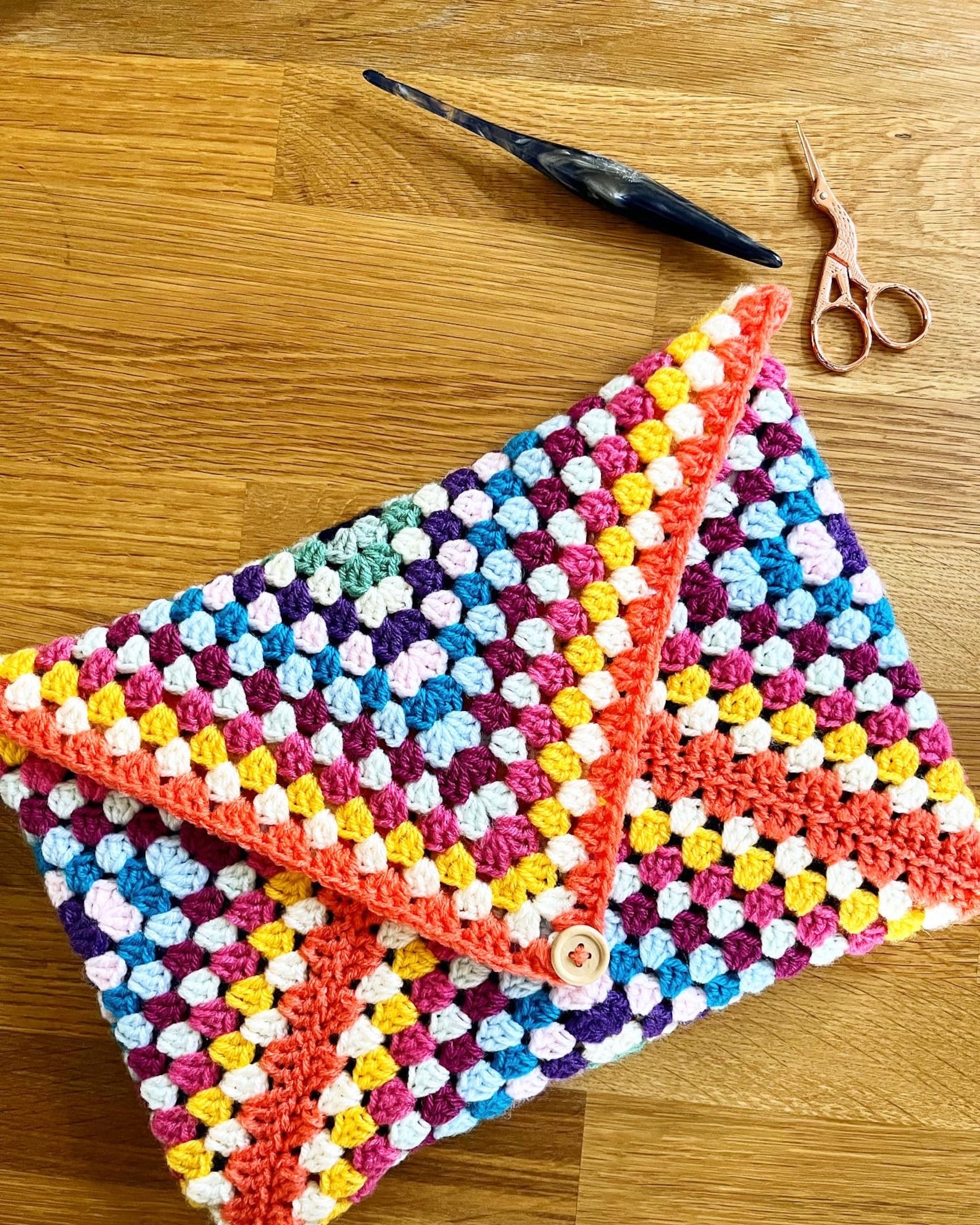 Granny Square Pouch Crochet Pattern - Downloadable PDF - Etsy