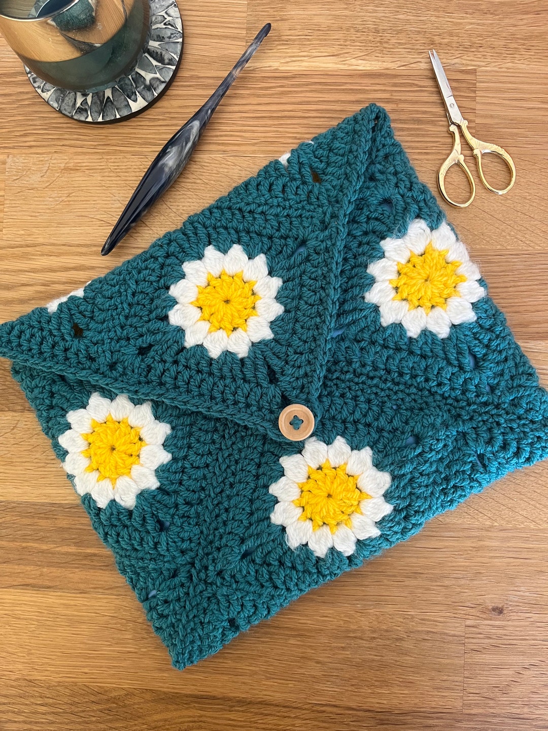 Daisy Granny Square Pouch Crochet Pattern - Downloadable PDF - Etsy