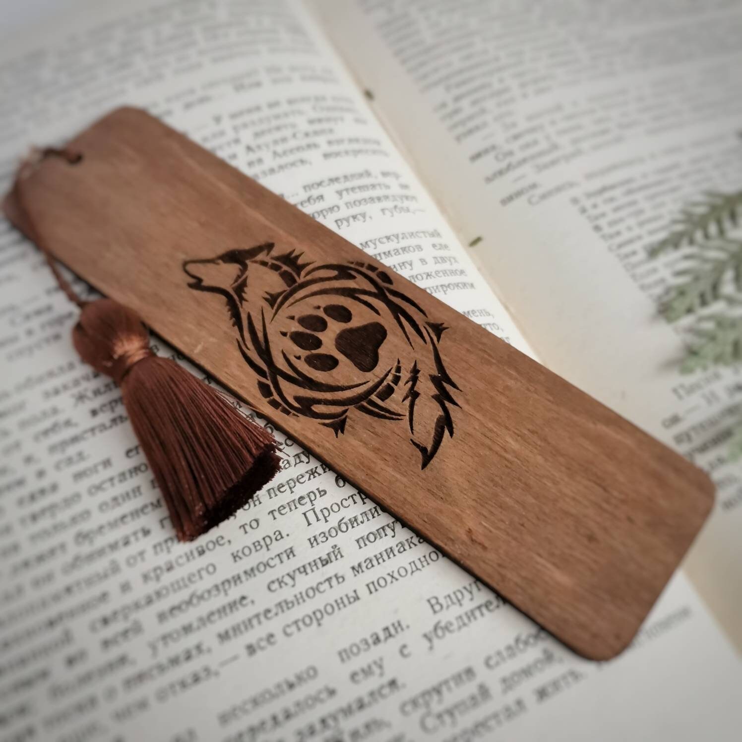 Howling Wolf Bookmark Wolf Paw Engraved Wooden Bookmark With Tassel ...