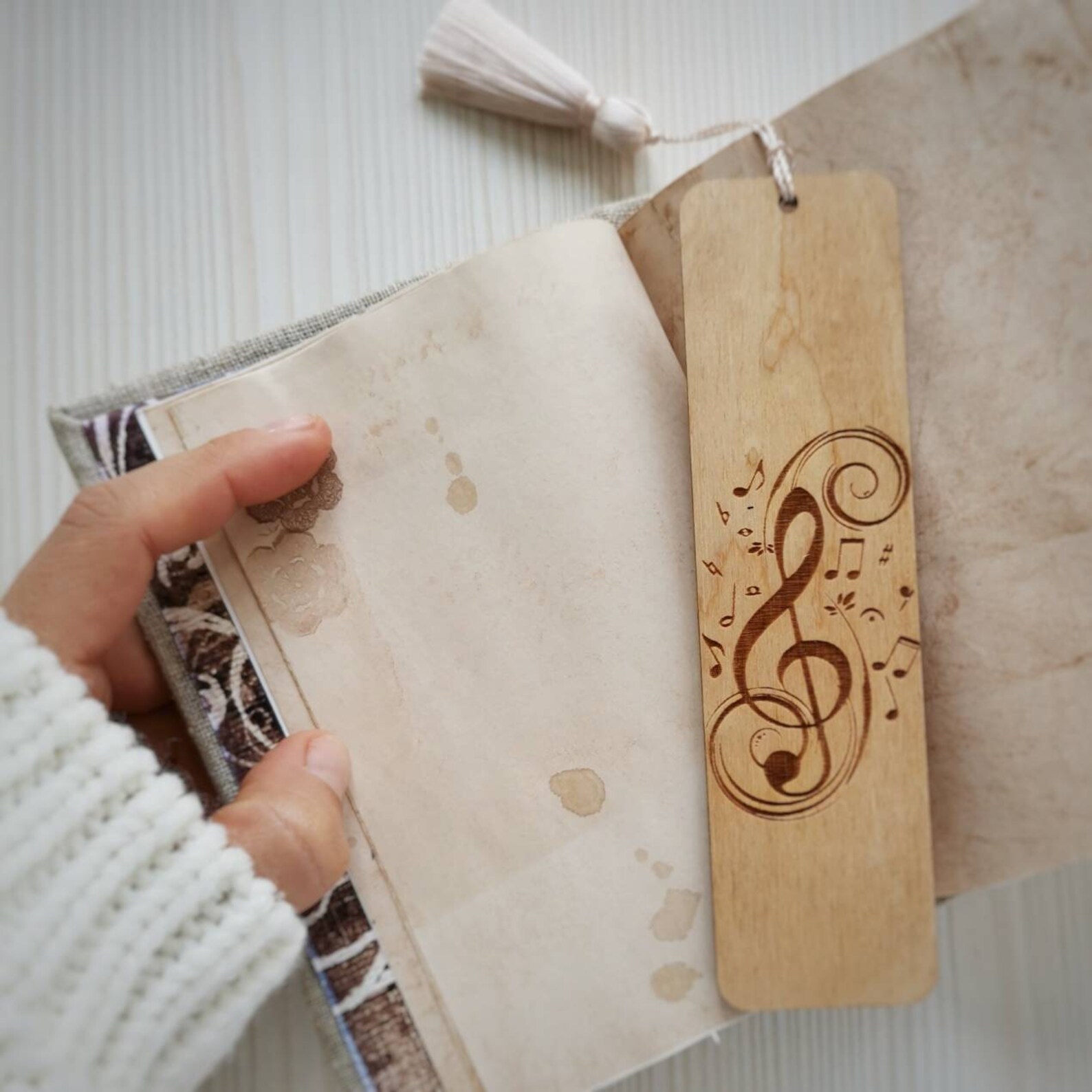 Treble Clef Bookmark Music Note Engraved Wooden Bookmark With - Etsy