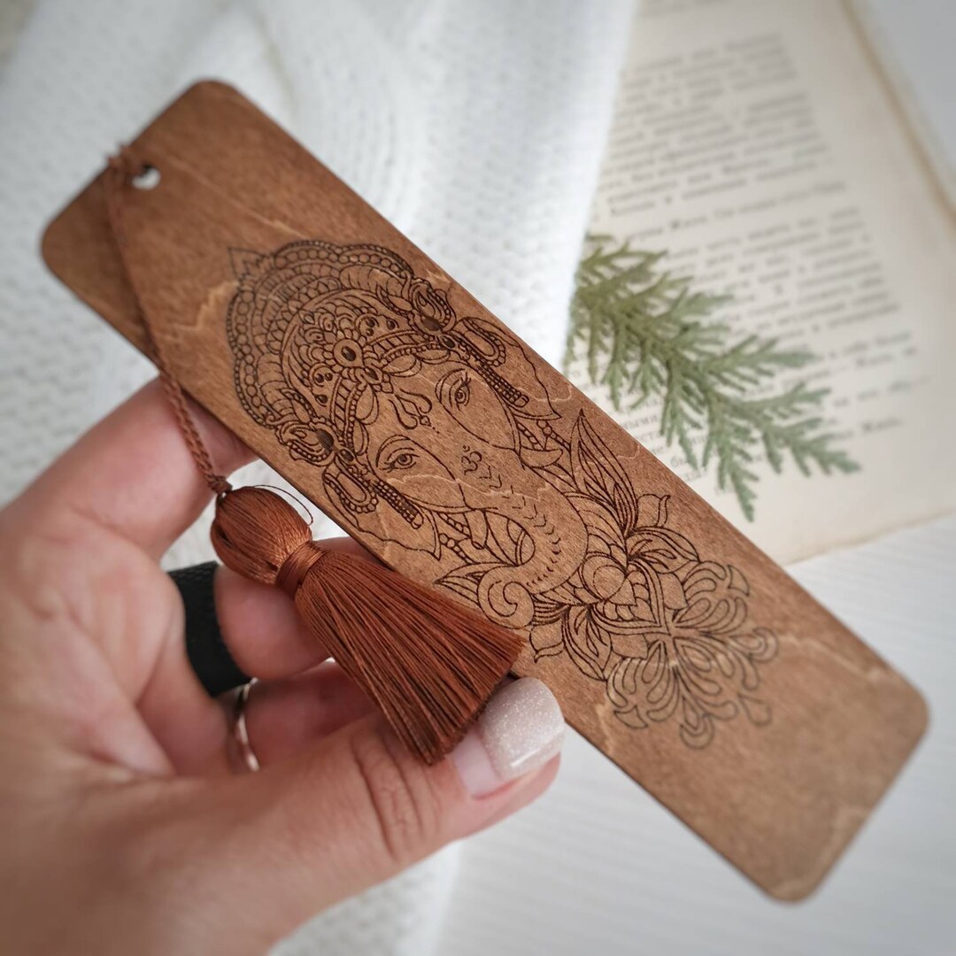 Lord Ganesha Bookmark Hindu God Elephant Engraved Wooden Bookmark With ...