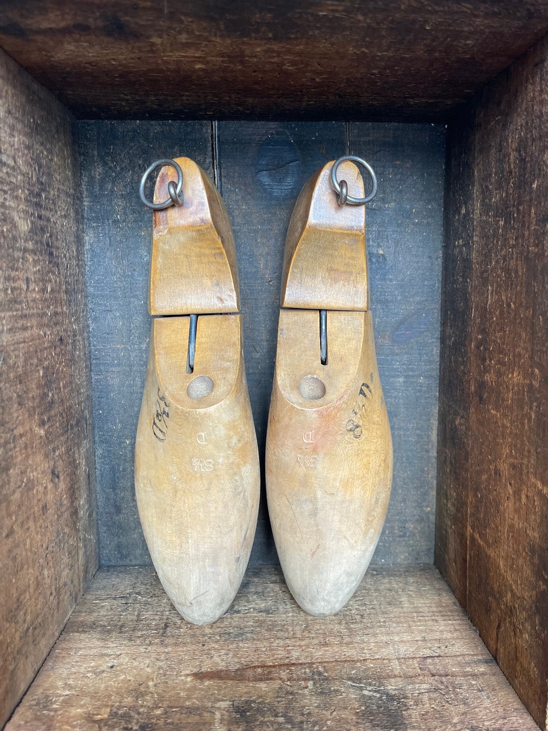 Vintage Wooden Shoe Form // Farmhouse Wood Shoe Tree Pair - Etsy