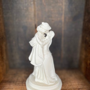 Vintage Faro - White Alabaster Romeo & Juliet Sculpture | Made in Italy ...