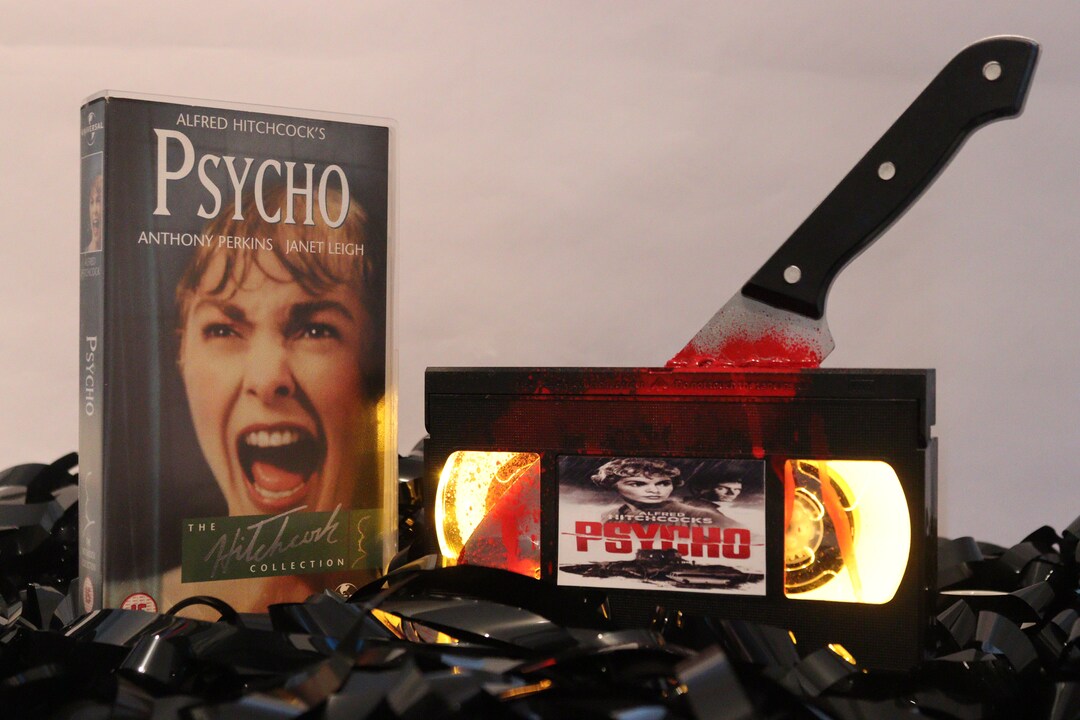 Deluxe Hitchcock's Psycho VHS Lamp, 60s Horror Movie Film, a Great Gift ...