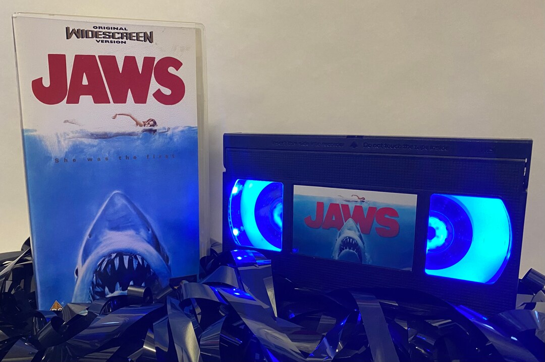 Jaws Movie VHS Lamp, 70s Horror Movie, Great Gift for Film Lovers ...