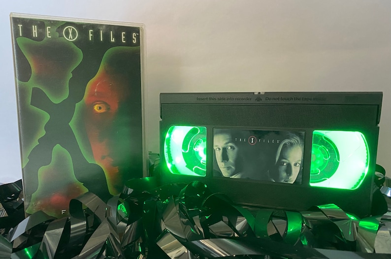 X Files VHS Video Lamp, 90s Sci Fi TV Show, a Great Gift for Lovers of ...