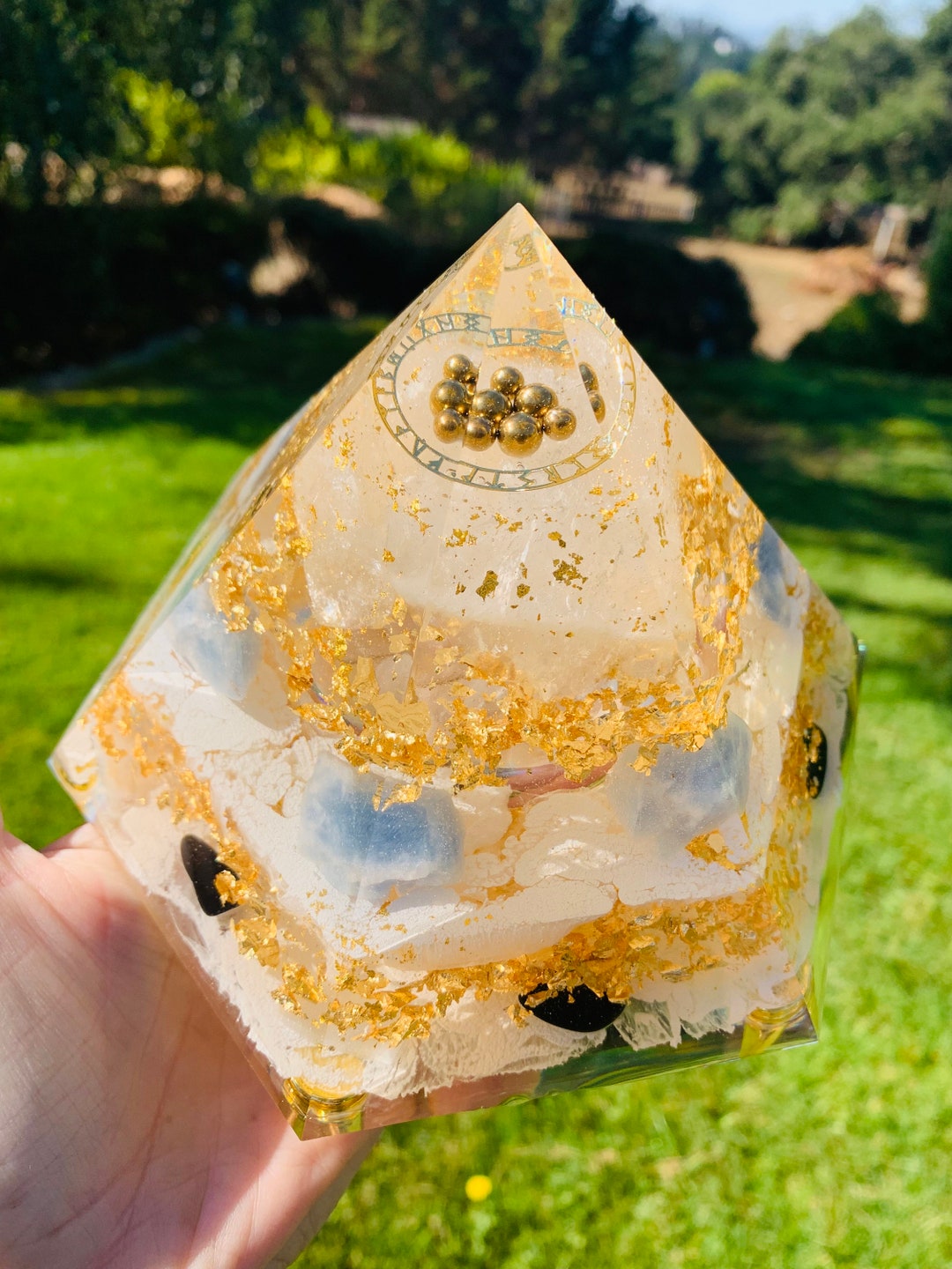 Goddess Crystal Light up Pyramid With Clear Quartz, Blue Calcite, Black ...