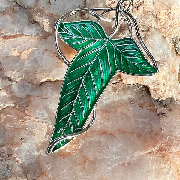 Fellowship Leaf Brooch - Etsy