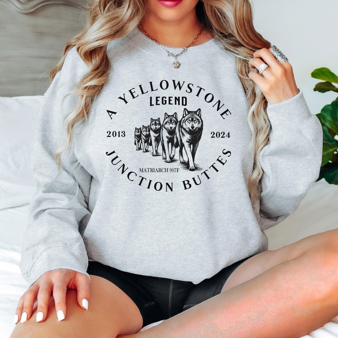 Matriarch 907F Alpha Female Wolf Sweatshirt, in Memory of Yellowstone ...