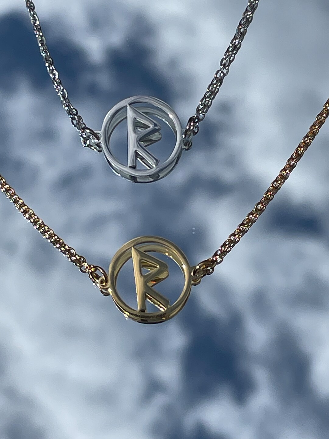 Raido Norse Rune Journey and Protection While Travelling Amulet Charm ...