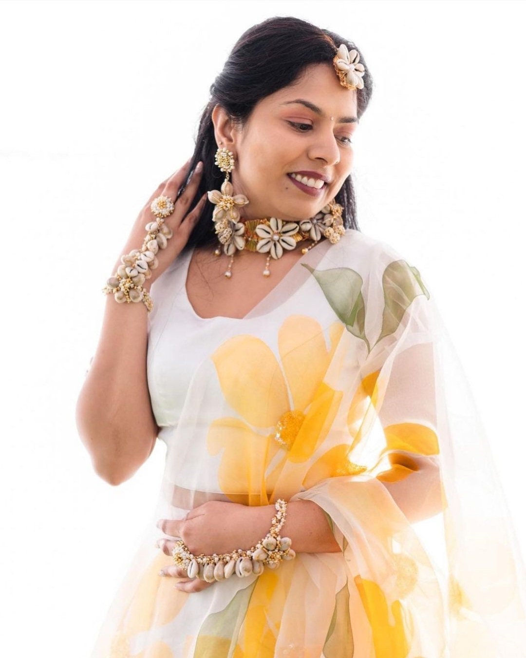 Handcrafted Pearl and Shell Flower Jewelry Haldi Mehndi - Etsy