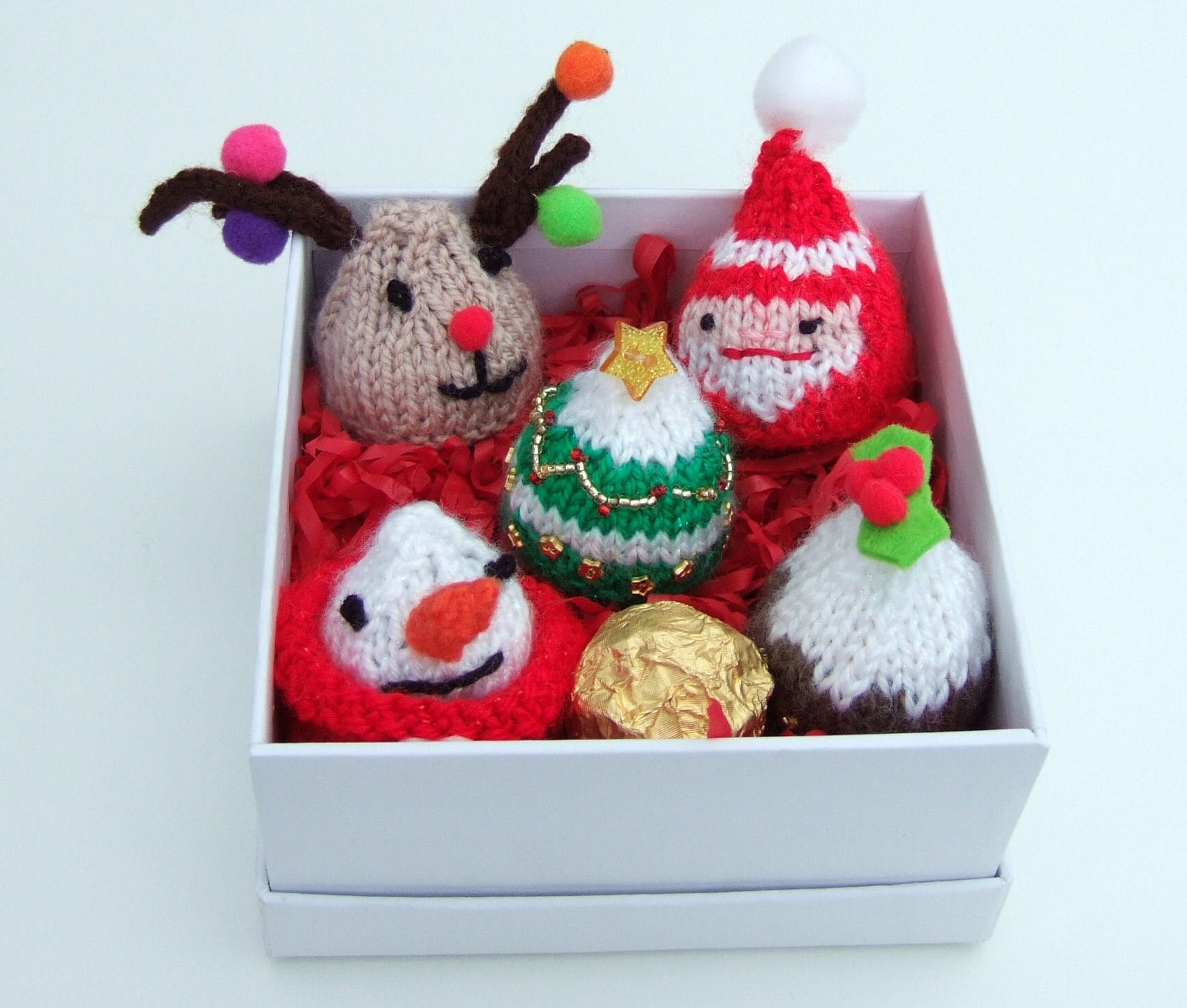 This is a Digital Knitting Pattern for Ferro Chocolate Covers. There ...