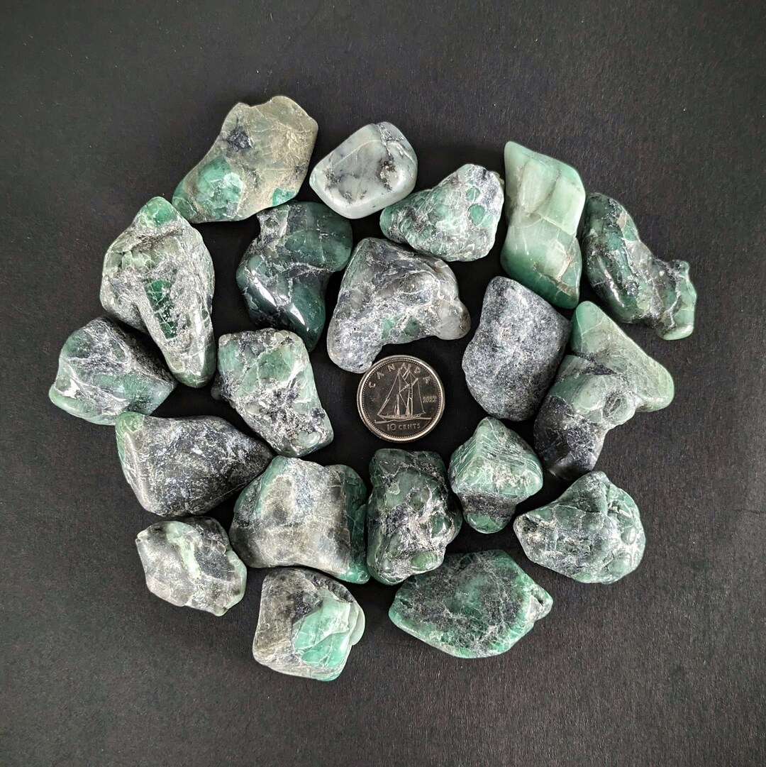 Emerald Tumbled Crystal. 1pc - Etsy