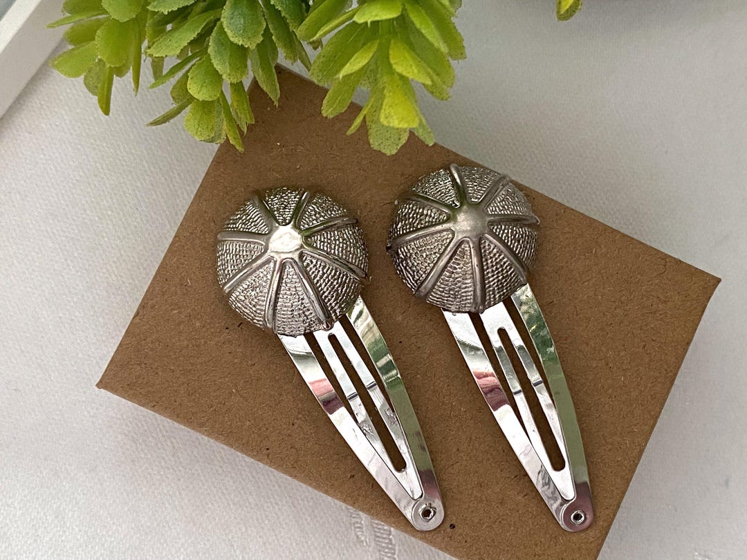 Vintage Silver Plastic Button Hair Clips ~ Silver Tone Hair Accessory ...