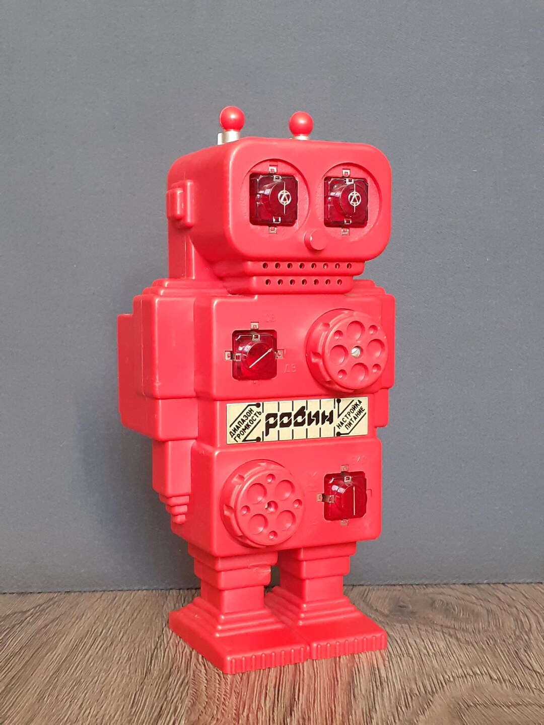Rare Transistor Radio "robin", 1991. Vintage Radio, Souvenir Radio, Toy ...