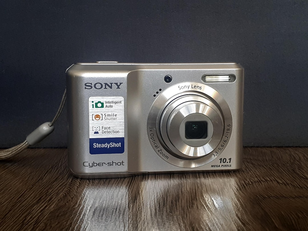 Sony Cyber-shot DSC-S1900 Silver Compact Digital Camera, Y2K Digital ...