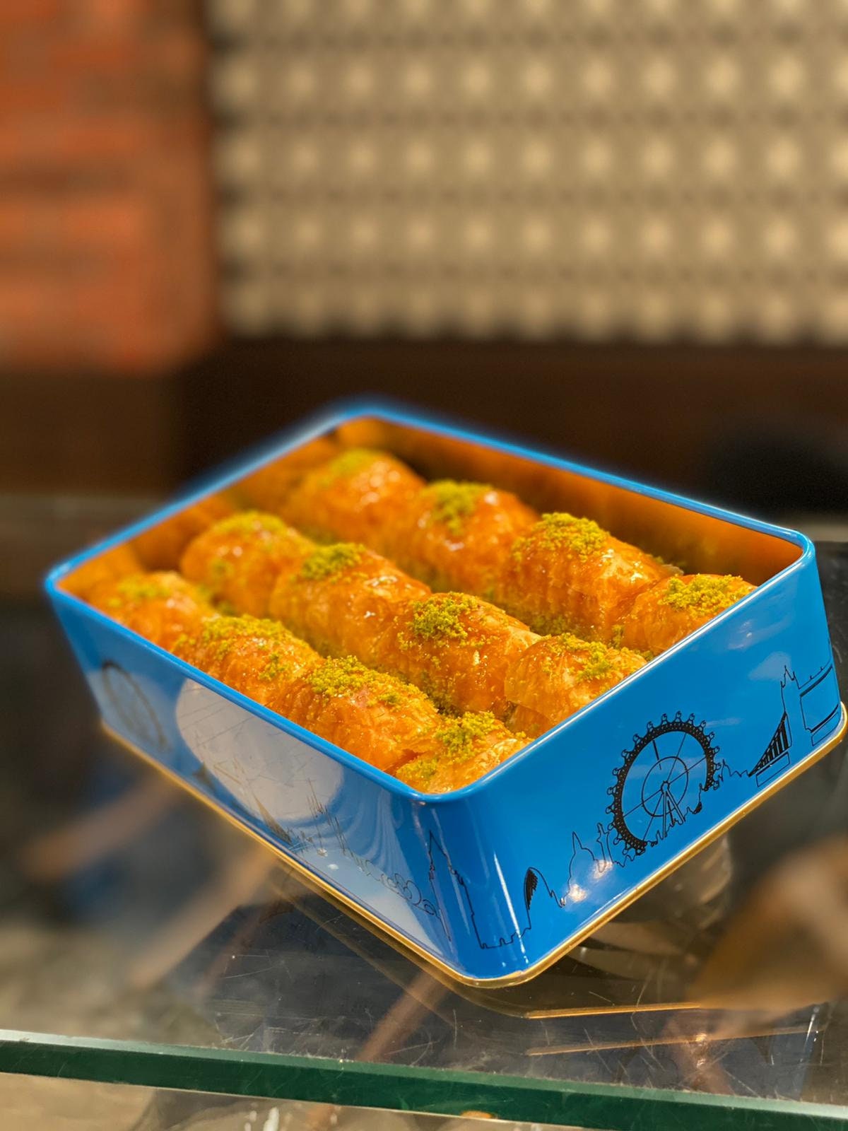 Turkish Baklava Food Gift Box Homemade Baklava Sweet Dessert Box Gift ...