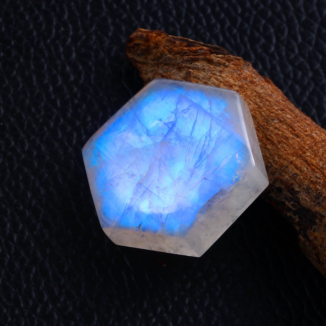 Rainbow Moonstone Blue Fire Moonstone Flashy Moonstone - Etsy 日本