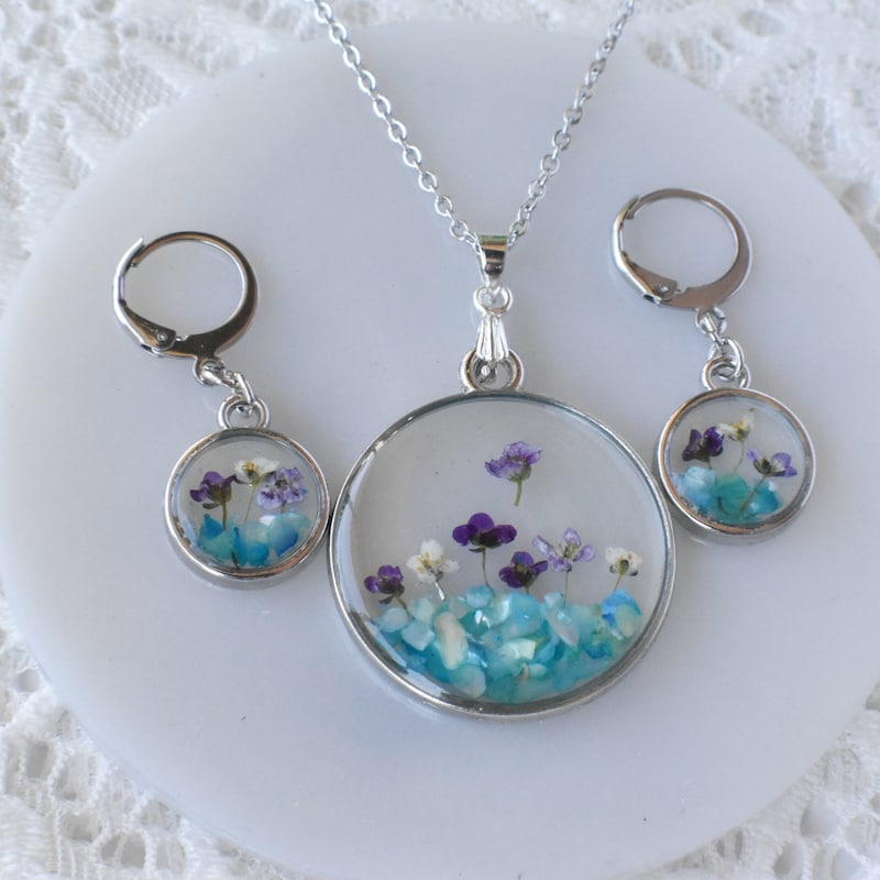 Jewelry Resin - Etsy