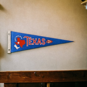 Texas Pennant | Travel Felt Pennant Flag Banner | Vintage Style | Wall ...