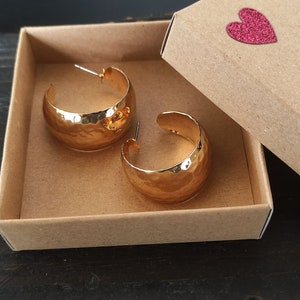 Handmade Wide Hammered Gold Hoops Minimalist Gold Hoop Earrings Chic ...