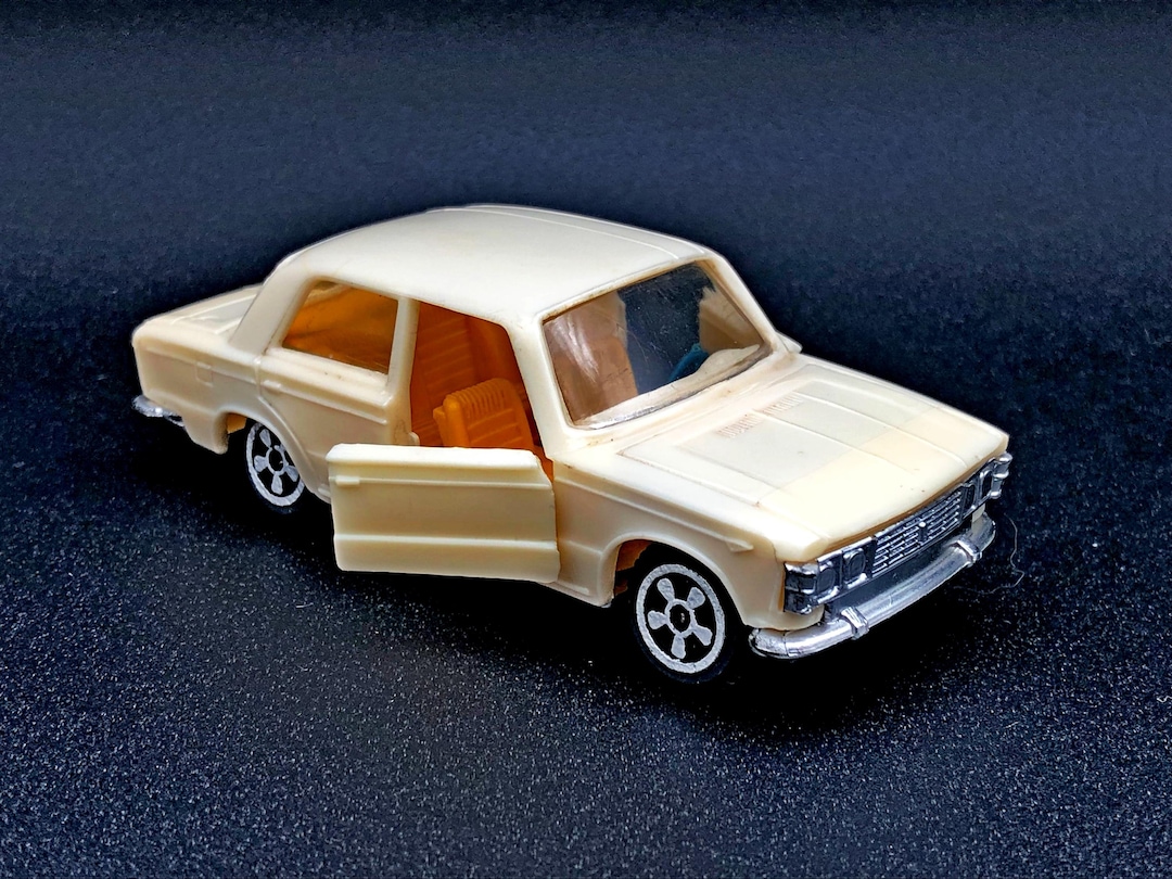 Fiat 125 Soviet Vintage Model Car M 1:43 Collectible Toy Retro Auto ...
