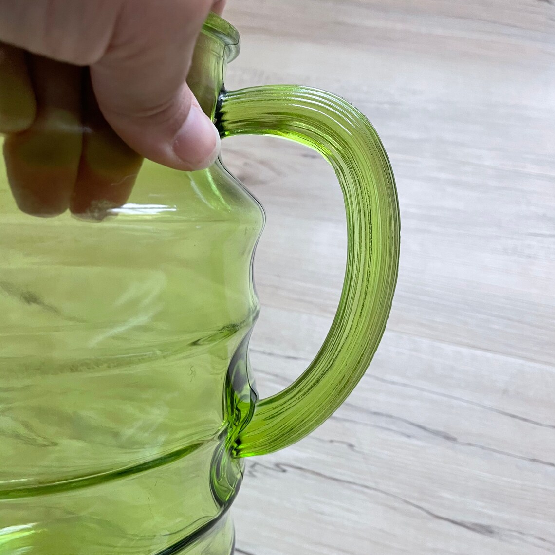 Vintage Anchor Hocking Ringed Green Glass Pitcher Retro Drinkware ...