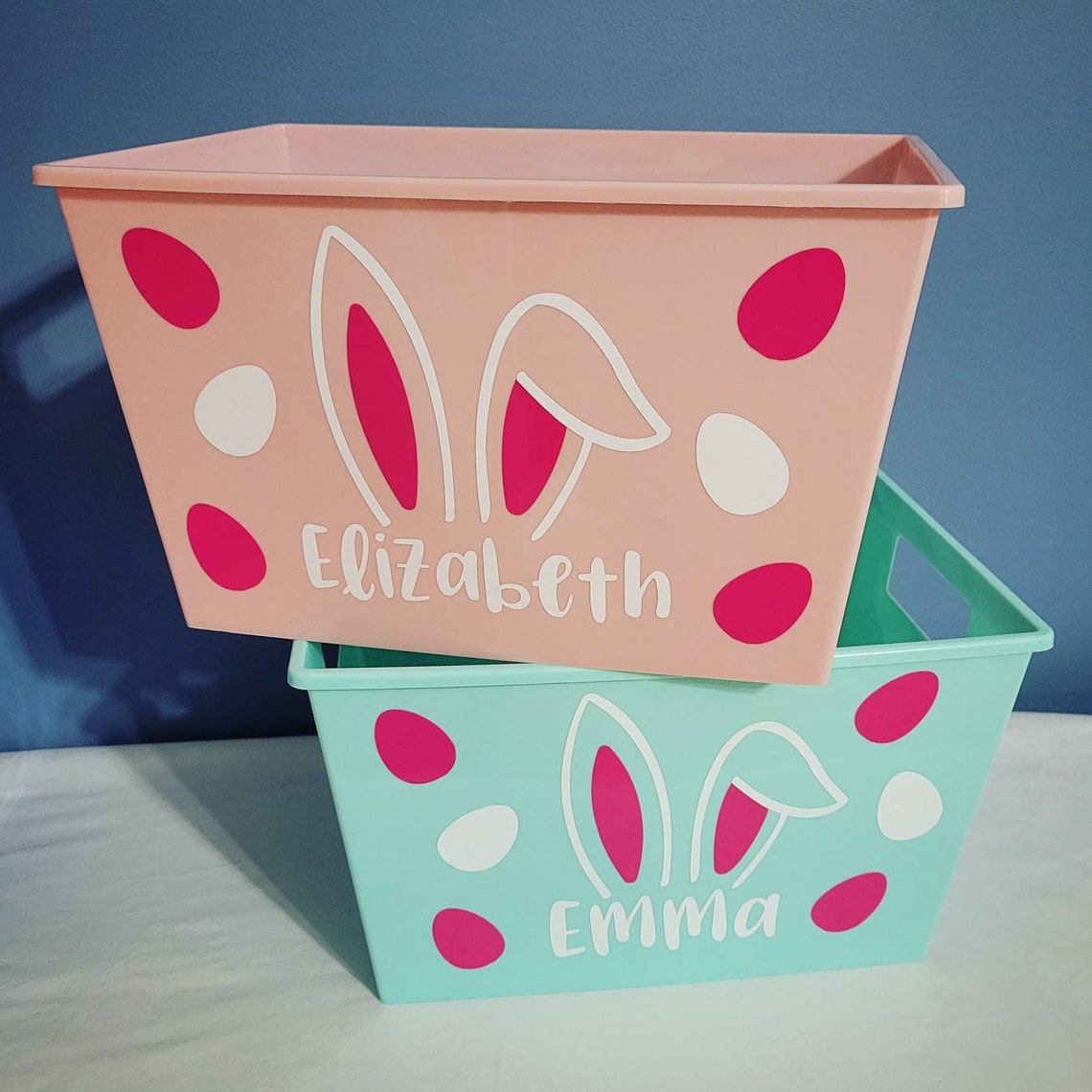 Personalized Bunny Egg Easter Plastic Bins/containers/basket - Etsy