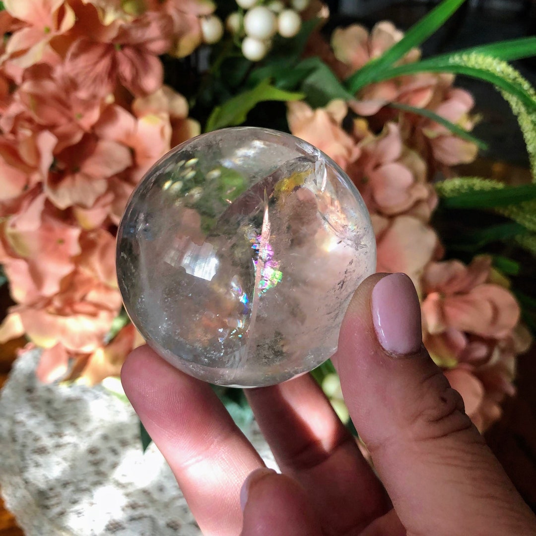 High Grade Quality Clear Quartz Sphere/clear Quartz Rainbow Filled ...