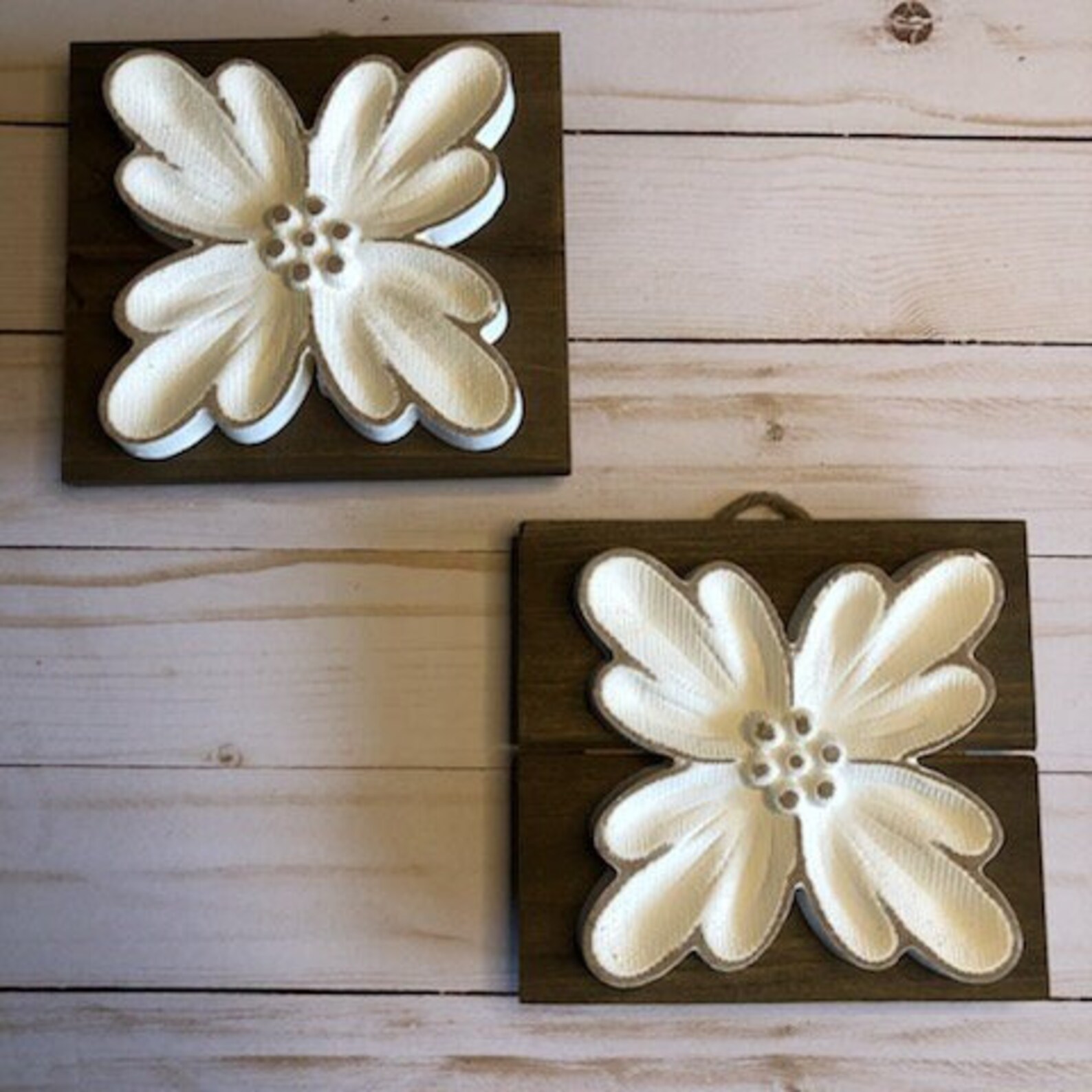 Set of 2 Rustic Whitewash Wood Flower on Dark Stained Pallet - Etsy
