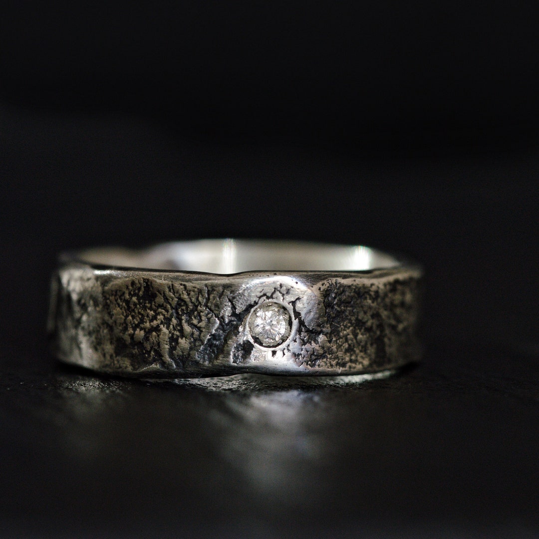 Wedding Rustic Band, Wedding Ring for Woman, Engagement Alternative ...