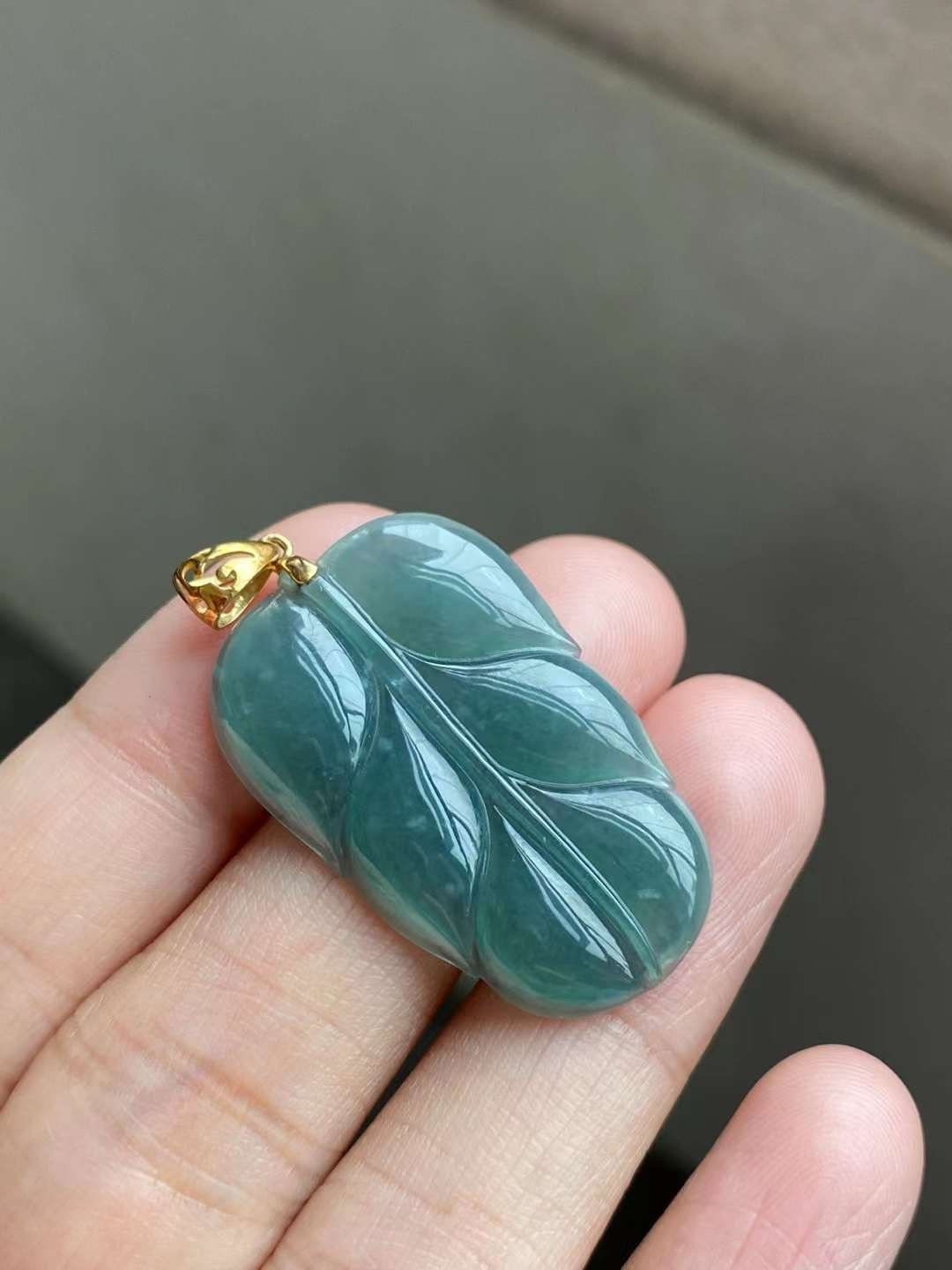 Jade Pendant 18K Solid Gold Beautiful Blue Ocean Jade Set in 18K Yellow ...