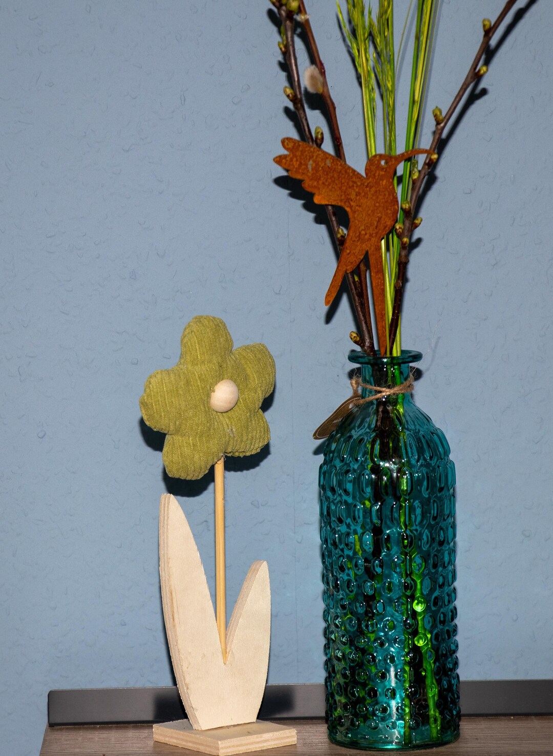 Hummingbird Plug Flowers as Garden Decoration Dried Flowers Patina ...