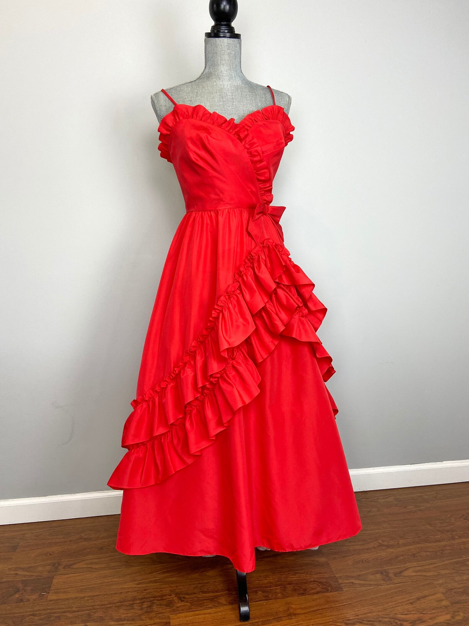 1960s 1970s Party Time Fashions Red Dress. Sweetheart Neck Ruffles and ...