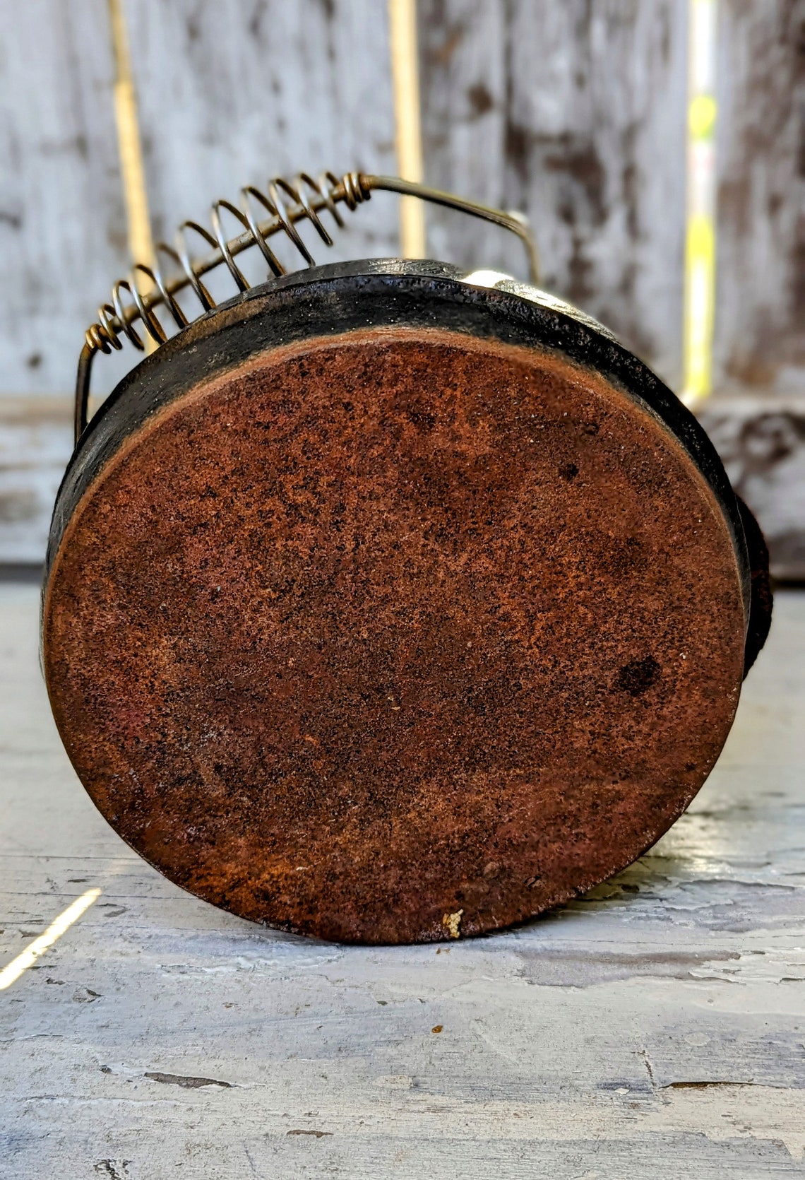 Vintage Cast Iron Tea Kettle Wire Handle Swivel Lid Camp Heavy Coffee ...