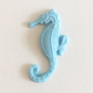 6 Baby Blue Seahorses- Edible, Unique & Handmade in the UK! - Etsy