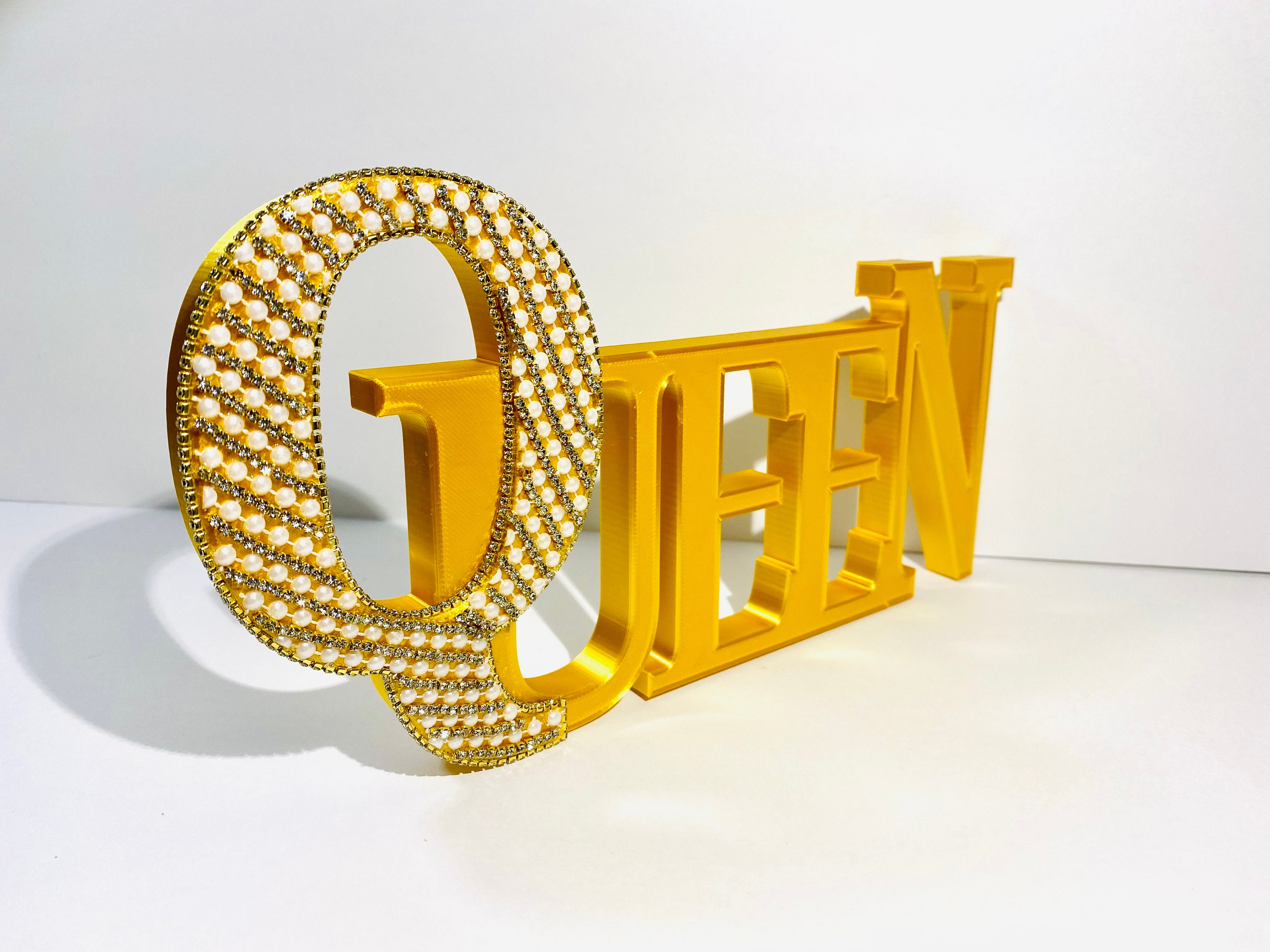 3D Word Art queen in Gold and Black - Etsy