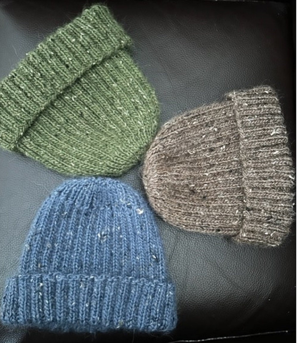 Knitting Pattern Easy Knit Ribbed Hat Men or Women in Aran Yarn 2 Sizes ...