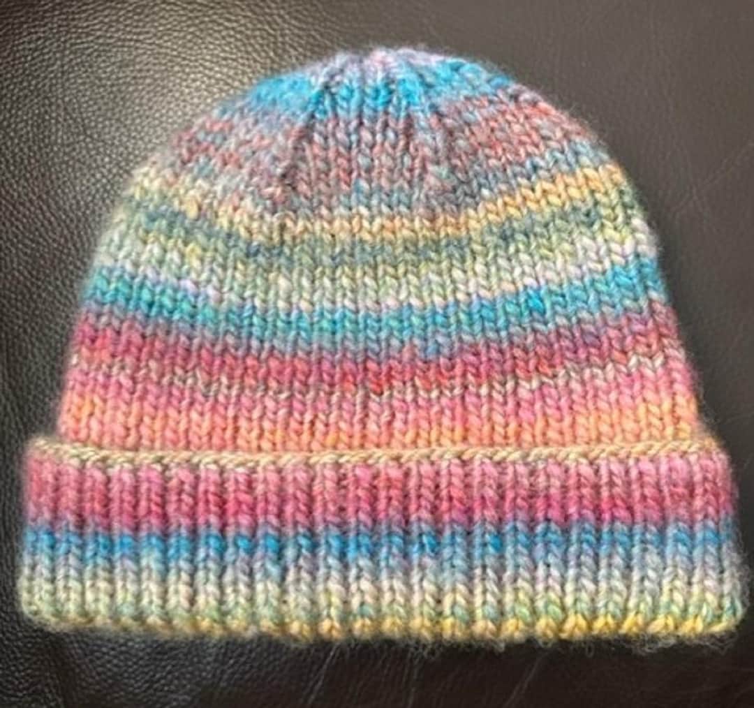 Knitting Pattern Ribbed Hat Optional Pompom in Sirdar Jewelspun Chunky ...